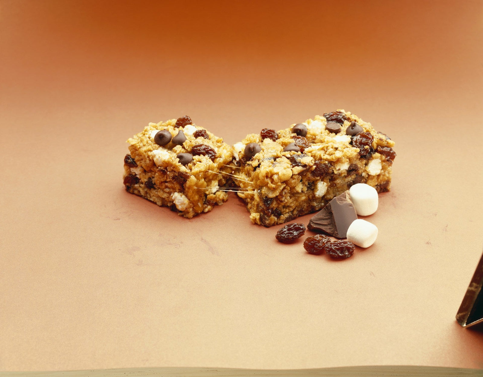 Top Protein Bars for Energy & Muscle Growth – Nutristore