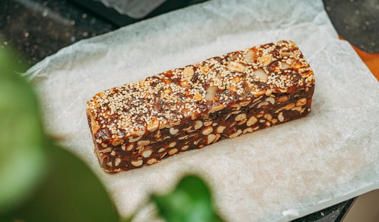 Exploring the Benefits of Snacking on Protein Bars – Nutristore